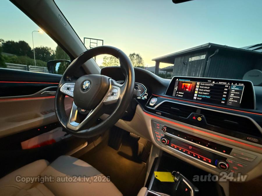 Zils BMW 7 Series 2020 Tallina, ar dzinēja tilpumu 3.00 L un nobraukumu 183 tūkst. km par 45500 €, foto 16 vietnē AUTOMOTO.COM.LV