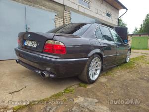 Brūns BMW 7 Series 1995 Rīga, ar dzinēja tilpumu 4.00 L un nobraukumu 650 tūkst. km par 5500 €, foto 4 vietnē AUTOMOTO.COM.LV