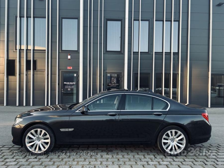 Brūns BMW 7 Series 2009 Tallina, ar dzinēja tilpumu 3.00 L un nobraukumu 229 tūkst. km par 10640 €, foto 6 vietnē AUTOMOTO.COM.LV