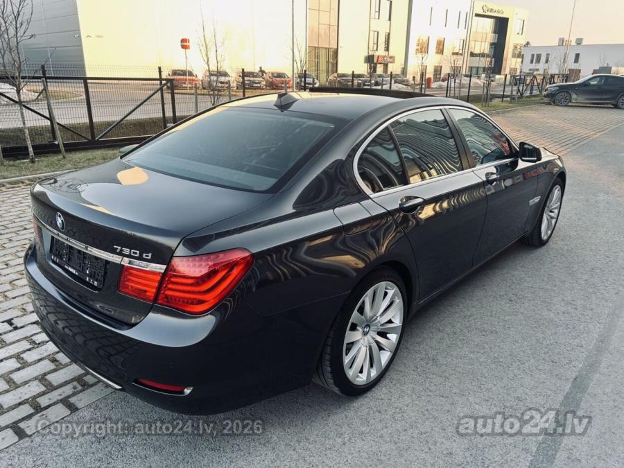 Brūns BMW 7 Series 2009 Tallina, ar dzinēja tilpumu 3.00 L un nobraukumu 229 tūkst. km par 10640 €, foto 7 vietnē AUTOMOTO.COM.LV