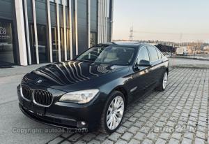 Brown BMW 7 Series 2009 in Tallinn, with an engine capacity of 3.00 L and mileage of 229 thousand km for 10640 €, photo 2 on AUTOMOTO.COM.LV