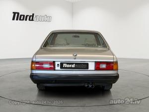 Grey BMW 7 Series 1982 in Tallinn, with an engine capacity of 2.80 L and mileage of 160 thousand km for 12000 €, photo 4 on AUTOMOTO.COM.LV