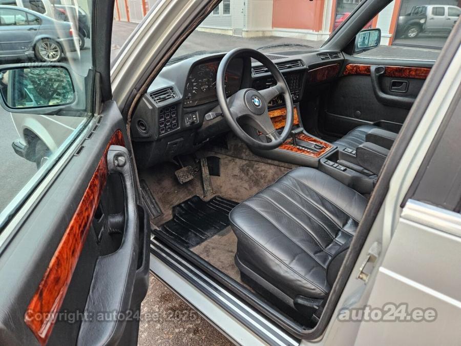 Pelēks BMW 7 Series 1985 Tallina, ar dzinēja tilpumu 3.40 L un nobraukumu 322 tūkst. km par 6999 €, foto 7 vietnē AUTOMOTO.COM.LV