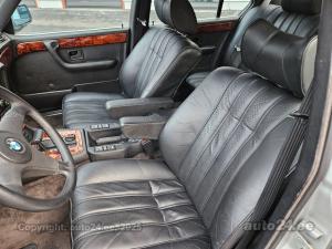 Pelēks BMW 7 Series 1985 Tallina, ar dzinēja tilpumu 3.40 L un nobraukumu 322 tūkst. km par 6999 €, foto 8 vietnē AUTOMOTO.COM.LV
