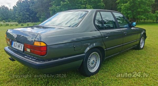 Pelēks BMW 7 Series 1991 Tartu, ar dzinēja tilpumu 5.00 L un nobraukumu 222 tūkst. km par 10500 €, foto 4 vietnē AUTOMOTO.COM.LV