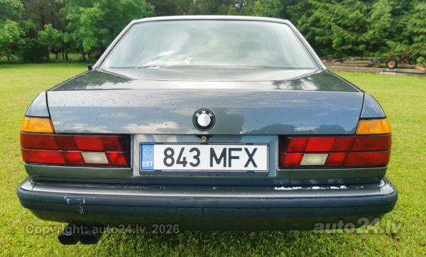 Pelēks BMW 7 Series 1991 Tartu, ar dzinēja tilpumu 5.00 L un nobraukumu 222 tūkst. km par 10500 €, foto 7 vietnē AUTOMOTO.COM.LV