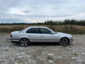 Pelēks BMW 7 Series 1999 Mustvē, ar dzinēja tilpumu 2.90 L un nobraukumu 320 tūkst. km par 2999 €, foto 4 vietnē AUTOMOTO.COM.LV