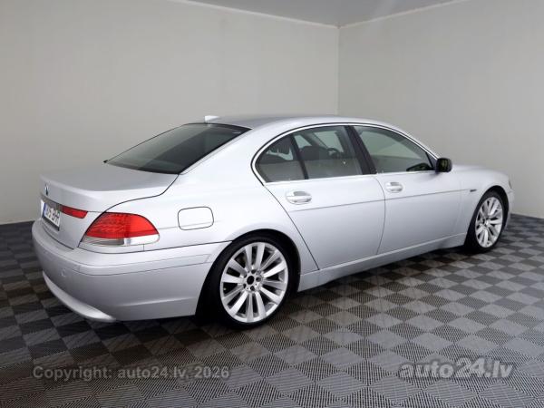 Pelēks BMW 7 Series 2002 Tallina, ar dzinēja tilpumu 3.00 L un nobraukumu 498 tūkst. km par 1999 €, foto 3 vietnē AUTOMOTO.COM.LV