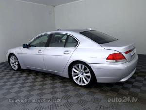Pelēks BMW 7 Series 2002 Tallina, ar dzinēja tilpumu 3.00 L un nobraukumu 498 tūkst. km par 1999 €, foto 5 vietnē AUTOMOTO.COM.LV
