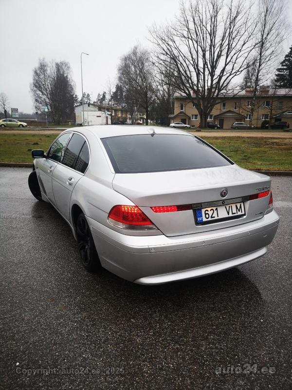Pelēks BMW 7 Series 2003 Tallina, ar dzinēja tilpumu 3.00 L un nobraukumu 0 tūkst. km par 6000 €, foto 5 vietnē AUTOMOTO.COM.LV