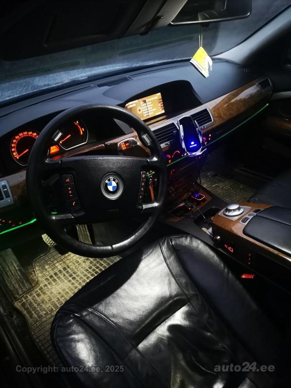 Pelēks BMW 7 Series 2003 Tallina, ar dzinēja tilpumu 3.00 L un nobraukumu 0 tūkst. km par 6000 €, foto 11 vietnē AUTOMOTO.COM.LV