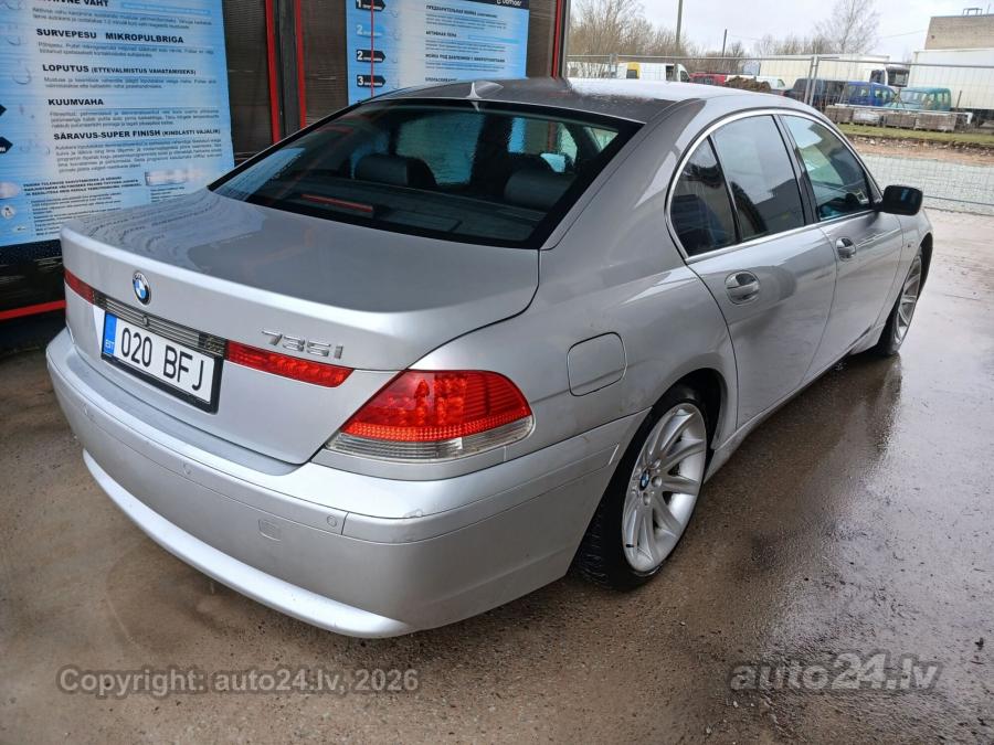 Pelēks BMW 7 Series 2003 Rakvere, ar dzinēja tilpumu 3.60 L un nobraukumu 352 tūkst. km par 2000 €, foto 4 vietnē AUTOMOTO.COM.LV