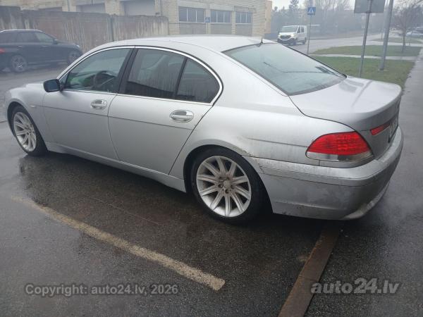 Pelēks BMW 7 Series 2003 Rakvere, ar dzinēja tilpumu 3.60 L un nobraukumu 352 tūkst. km par 2000 €, foto 5 vietnē AUTOMOTO.COM.LV