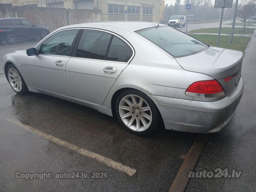 Pelēks BMW 7 Series 2003 Rakvere, ar dzinēja tilpumu 3.60 L un nobraukumu 352 tūkst. km par 2000 €, foto 6 vietnē AUTOMOTO.COM.LV