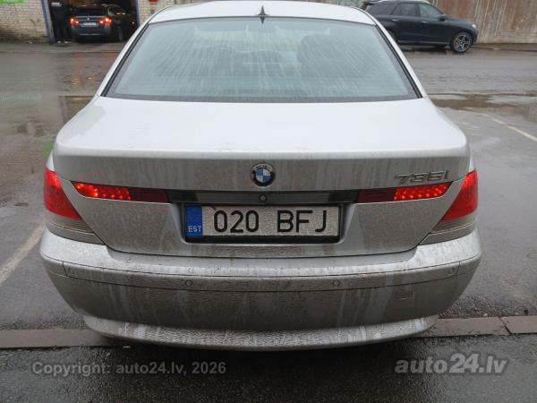 Pelēks BMW 7 Series 2003 Rakvere, ar dzinēja tilpumu 3.60 L un nobraukumu 352 tūkst. km par 2000 €, foto 6 vietnē AUTOMOTO.COM.LV