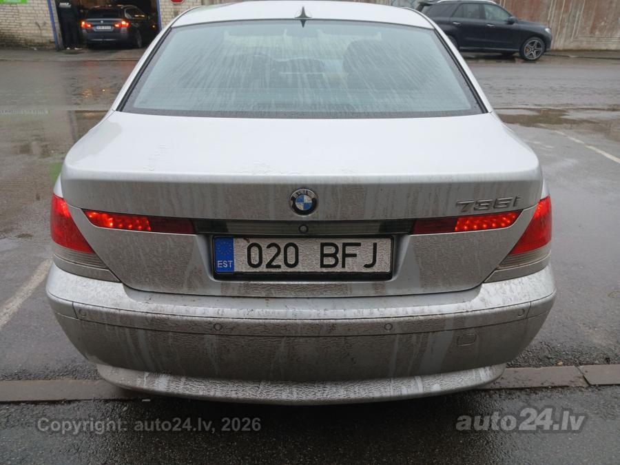 Pelēks BMW 7 Series 2003 Rakvere, ar dzinēja tilpumu 3.60 L un nobraukumu 352 tūkst. km par 2000 €, foto 7 vietnē AUTOMOTO.COM.LV