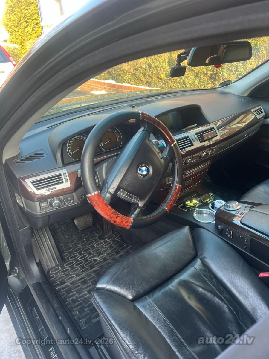 Pelēks BMW 7 Series 2005 Rīga, ar dzinēja tilpumu 3.00 L un nobraukumu 238 tūkst. km par 5000 €, foto 9 vietnē AUTOMOTO.COM.LV