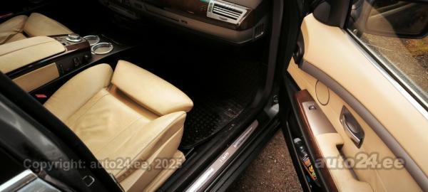 Pelēks BMW 7 Series 2006 Tallina, ar dzinēja tilpumu 4.40 L un nobraukumu 290 tūkst. km par 6000 €, foto 11 vietnē AUTOMOTO.COM.LV