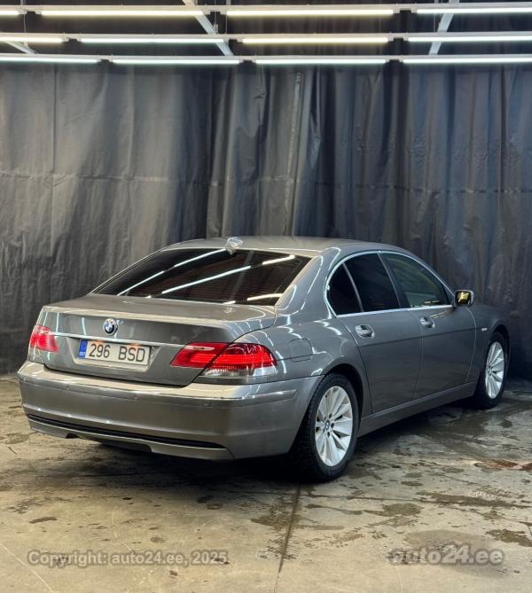 Pelēks BMW 7 Series 2006 Tallina, ar dzinēja tilpumu 3.00 L un nobraukumu 368 tūkst. km par 5699 €, foto 5 vietnē AUTOMOTO.COM.LV