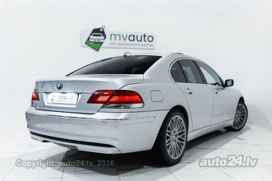 Pelēks BMW 7 Series 2006 Tallina, ar dzinēja tilpumu 3.00 L un nobraukumu 334 tūkst. km par 5500 €, foto 7 vietnē AUTOMOTO.COM.LV