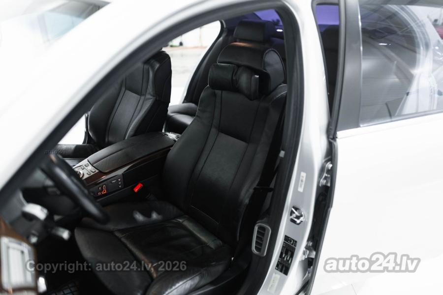 Pelēks BMW 7 Series 2006 Tallina, ar dzinēja tilpumu 3.00 L un nobraukumu 334 tūkst. km par 5500 €, foto 14 vietnē AUTOMOTO.COM.LV