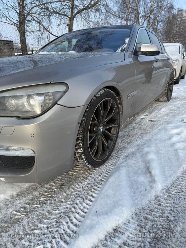Pelēks BMW 7 Series 2008 Tallina, ar dzinēja tilpumu 3.00 L un nobraukumu 313 tūkst. km par 10500 €, foto 2 vietnē AUTOMOTO.COM.LV