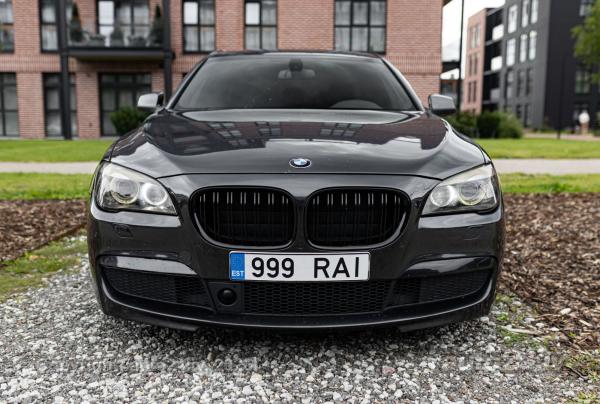 Grey BMW 7 Series 2008 in Tallinn, with an engine capacity of 3.00 L and mileage of 0 thousand km for 9999 €, photo 6 on AUTOMOTO.COM.LV