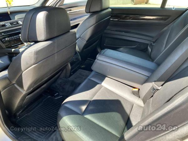 Grey BMW 7 Series 2009 in Tallinn, with an engine capacity of 3.00 L and mileage of 367 thousand km for 9200 €, photo 11 on AUTOMOTO.COM.LV