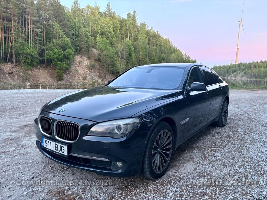 Grey BMW 7 Series 2009 in Narva, with an engine capacity of 3.00 L and mileage of 227 thousand km for 11500 €, photo 3 on AUTOMOTO.COM.LV