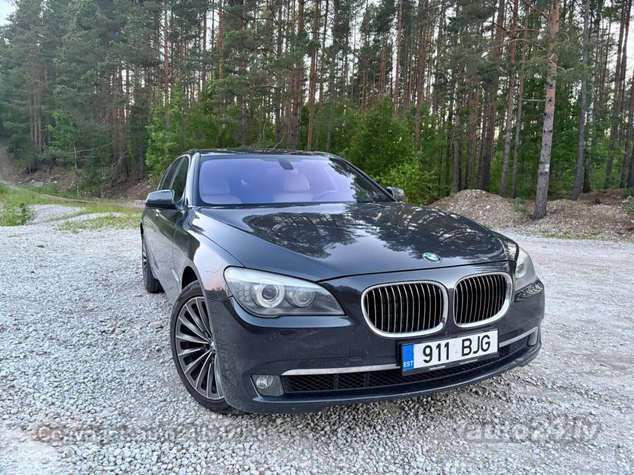 Grey BMW 7 Series 2009 in Narva, with an engine capacity of 3.00 L and mileage of 227 thousand km for 11500 €, photo 4 on AUTOMOTO.COM.LV