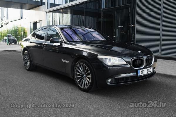 Pelēks BMW 7 Series 2009 Tallina, ar dzinēja tilpumu 3.00 L un nobraukumu 231 tūkst. km par 6900 €, foto 1 vietnē AUTOMOTO.COM.LV