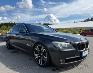 Pelēks BMW 7 Series 2009 Tallina, ar dzinēja tilpumu 3.00 L un nobraukumu 230 tūkst. km par 10000 €, foto  vietnē AUTOMOTO.COM.LV