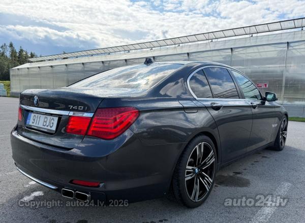 Grey BMW 7 Series 2009 in Tallinn, with an engine capacity of 3.00 L and mileage of 230 thousand km for 10000 €, photo 3 on AUTOMOTO.COM.LV