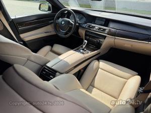 Pelēks BMW 7 Series 2009 Tallina, ar dzinēja tilpumu 3.00 L un nobraukumu 230 tūkst. km par 10000 €, foto 8 vietnē AUTOMOTO.COM.LV