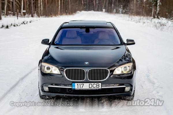 Grey BMW 7 Series 2010 in Tallinn, with an engine capacity of 3.00 L and mileage of 385 thousand km for 8600 €, photo 3 on AUTOMOTO.COM.LV