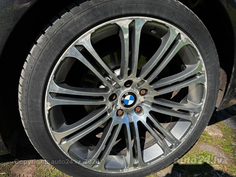 Grey BMW 7 Series 2010 in Tallinn, with an engine capacity of 3.00 L and mileage of 326 thousand km for 10600 €, photo 14 on AUTOMOTO.COM.LV