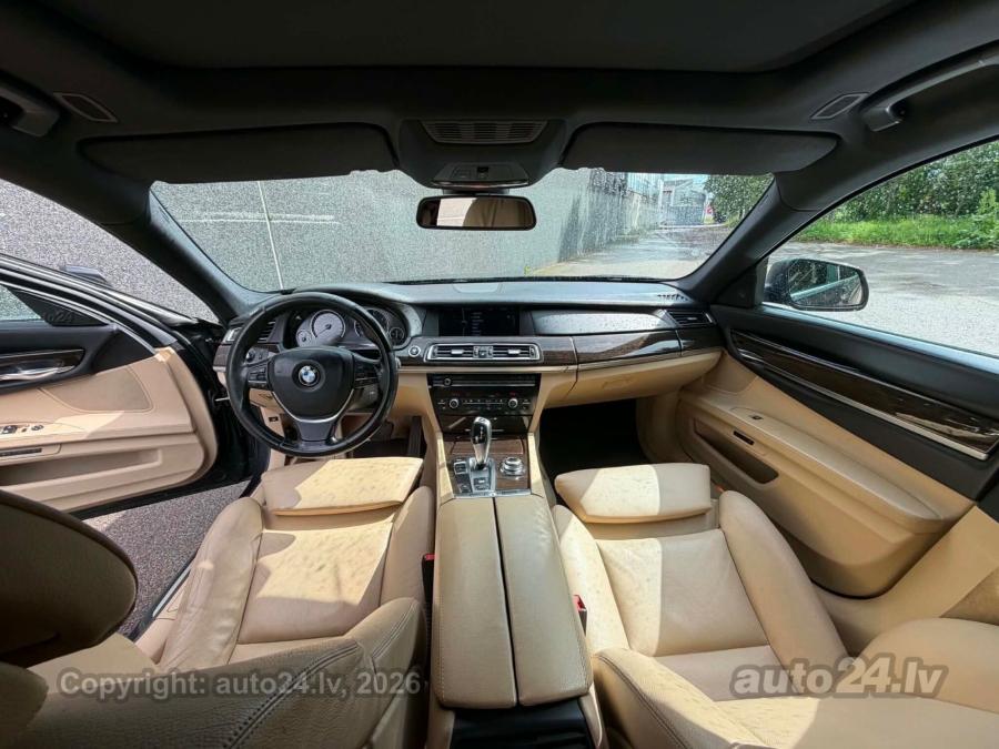 Серый БМВ 7 Серия 2010 в Таллин, объемом двигателя 3.00 л и пробегом 330 тыс. км за 10000 €, фото 10 на AUTOMOTO.COM.LV