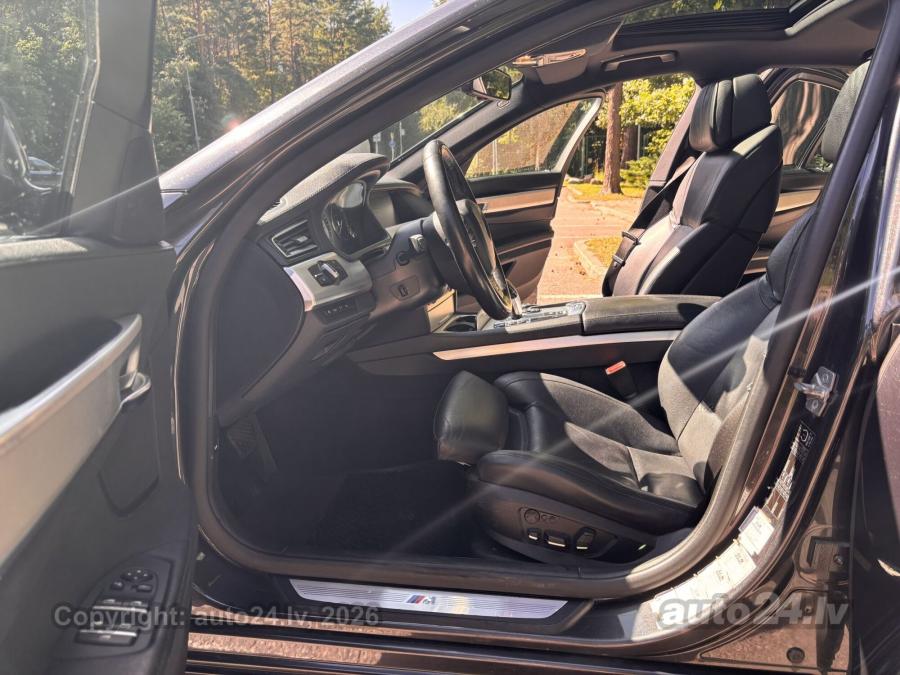 Pelēks BMW 7 Series 2010 Tallina, ar dzinēja tilpumu 3.00 L un nobraukumu 279 tūkst. km par 10900 €, foto 9 vietnē AUTOMOTO.COM.LV