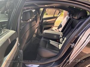Pelēks BMW 7 Series 2010 Tallina, ar dzinēja tilpumu 3.00 L un nobraukumu 279 tūkst. km par 10900 €, foto 10 vietnē AUTOMOTO.COM.LV