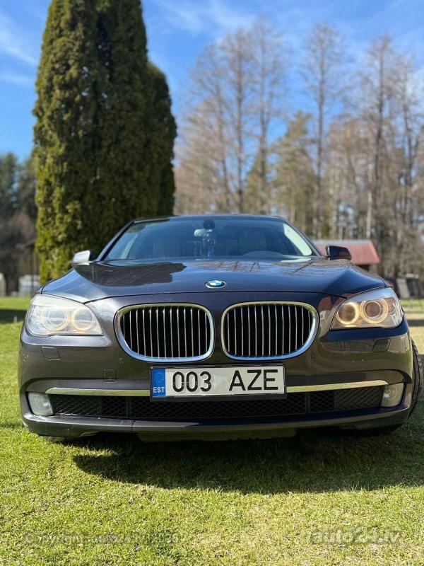 Pelēks BMW 7 Series 2011 Kohtla-Jerve, ar dzinēja tilpumu 3.00 L un nobraukumu 252 tūkst. km par 11699 €, foto 2 vietnē AUTOMOTO.COM.LV