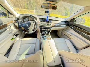 Pelēks BMW 7 Series 2011 Kohtla-Jerve, ar dzinēja tilpumu 3.00 L un nobraukumu 252 tūkst. km par 11699 €, foto 10 vietnē AUTOMOTO.COM.LV