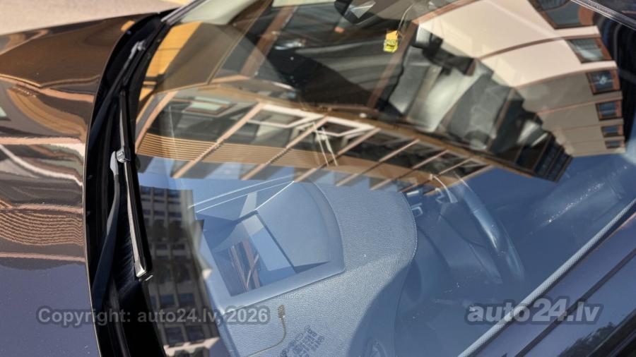 Grey BMW 7 Series 2011 in Tallinn, with an engine capacity of 3.00 L and mileage of 389 thousand km for 6900 €, photo 19 on AUTOMOTO.COM.LV