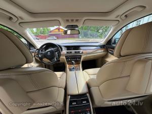Pelēks BMW 7 Series 2011 Tallina, ar dzinēja tilpumu 3.00 L un nobraukumu 345 tūkst. km par 14500 €, foto 5 vietnē AUTOMOTO.COM.LV