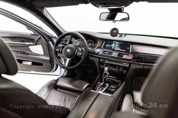 Grey BMW 7 Series 2012 in Tallinn, with an engine capacity of 3.00 L and mileage of 169 thousand km for 18900 €, photo 11 on AUTOMOTO.COM.LV