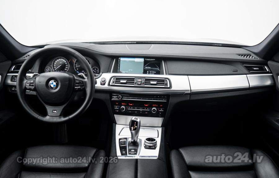 Pelēks BMW 7 Series 2012 Tallina, ar dzinēja tilpumu 3.00 L un nobraukumu 291 tūkst. km par 12999 €, foto 13 vietnē AUTOMOTO.COM.LV