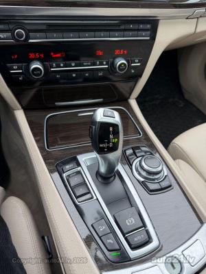 Grey BMW 7 Series 2013 in Tallinn, with an engine capacity of 3.00 L and mileage of 334 thousand km for 13999 €, photo 16 on AUTOMOTO.COM.LV