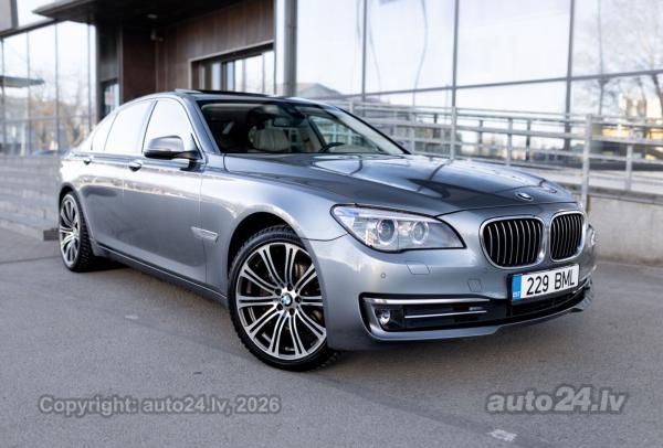 Grey BMW 7 Series 2013 in Tallinn, with an engine capacity of 3.00 L and mileage of 321 thousand km for 9999 €, photo 1 on AUTOMOTO.COM.LV