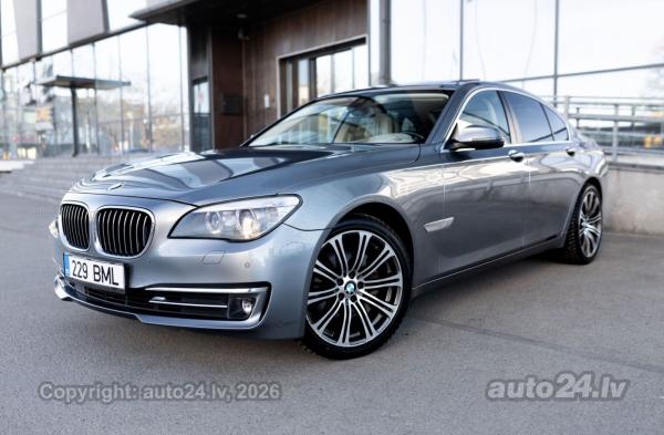 Grey BMW 7 Series 2013 in Tallinn, with an engine capacity of 3.00 L and mileage of 321 thousand km for 9999 €, photo 3 on AUTOMOTO.COM.LV