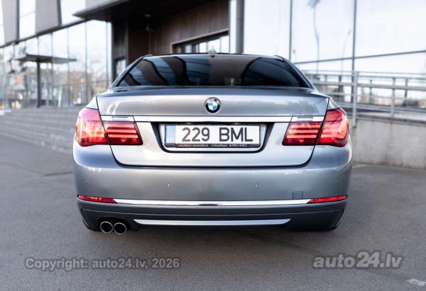 Grey BMW 7 Series 2013 in Tallinn, with an engine capacity of 3.00 L and mileage of 321 thousand km for 9999 €, photo 5 on AUTOMOTO.COM.LV