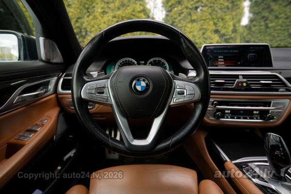 Pelēks BMW 7 Series 2015 Tallina, ar dzinēja tilpumu 4.40 L un nobraukumu 179 tūkst. km par 24900 €, foto 8 vietnē AUTOMOTO.COM.LV